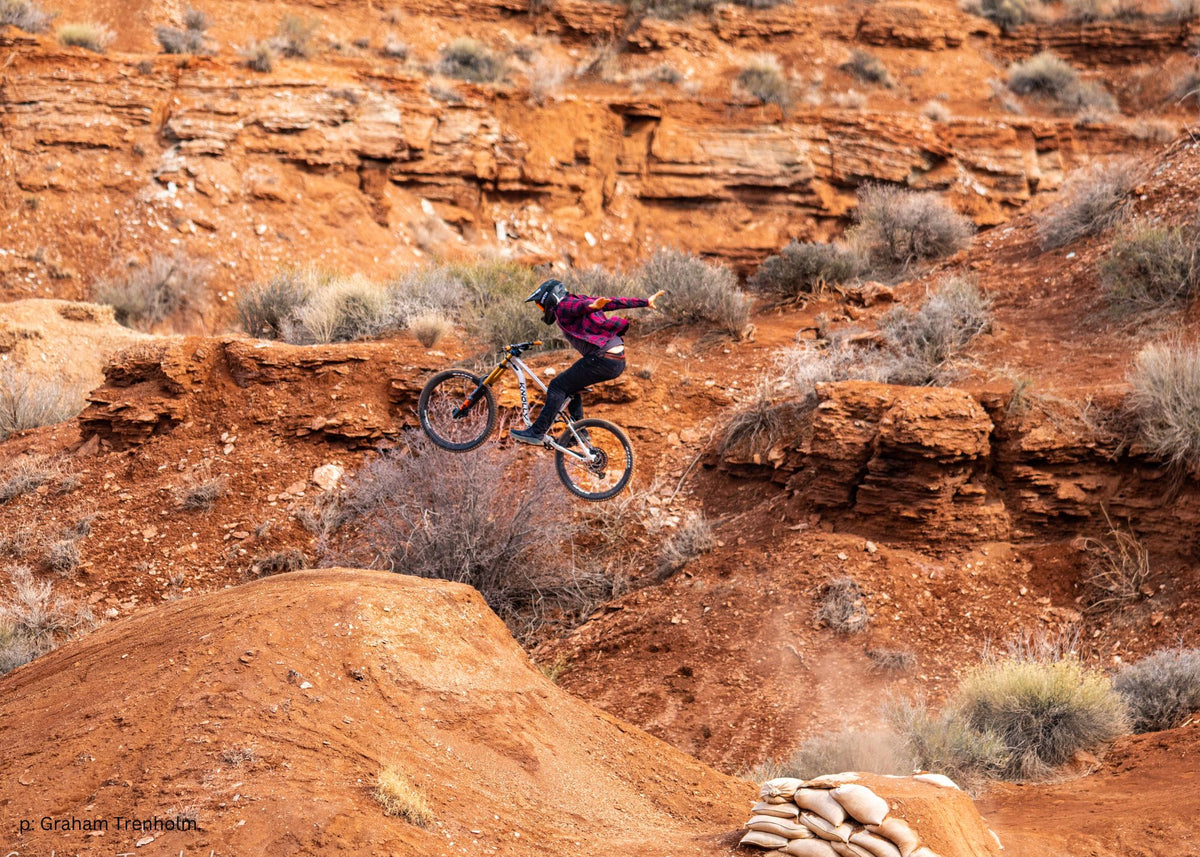 Introducing the Flannel Crew – Knolly Bikes