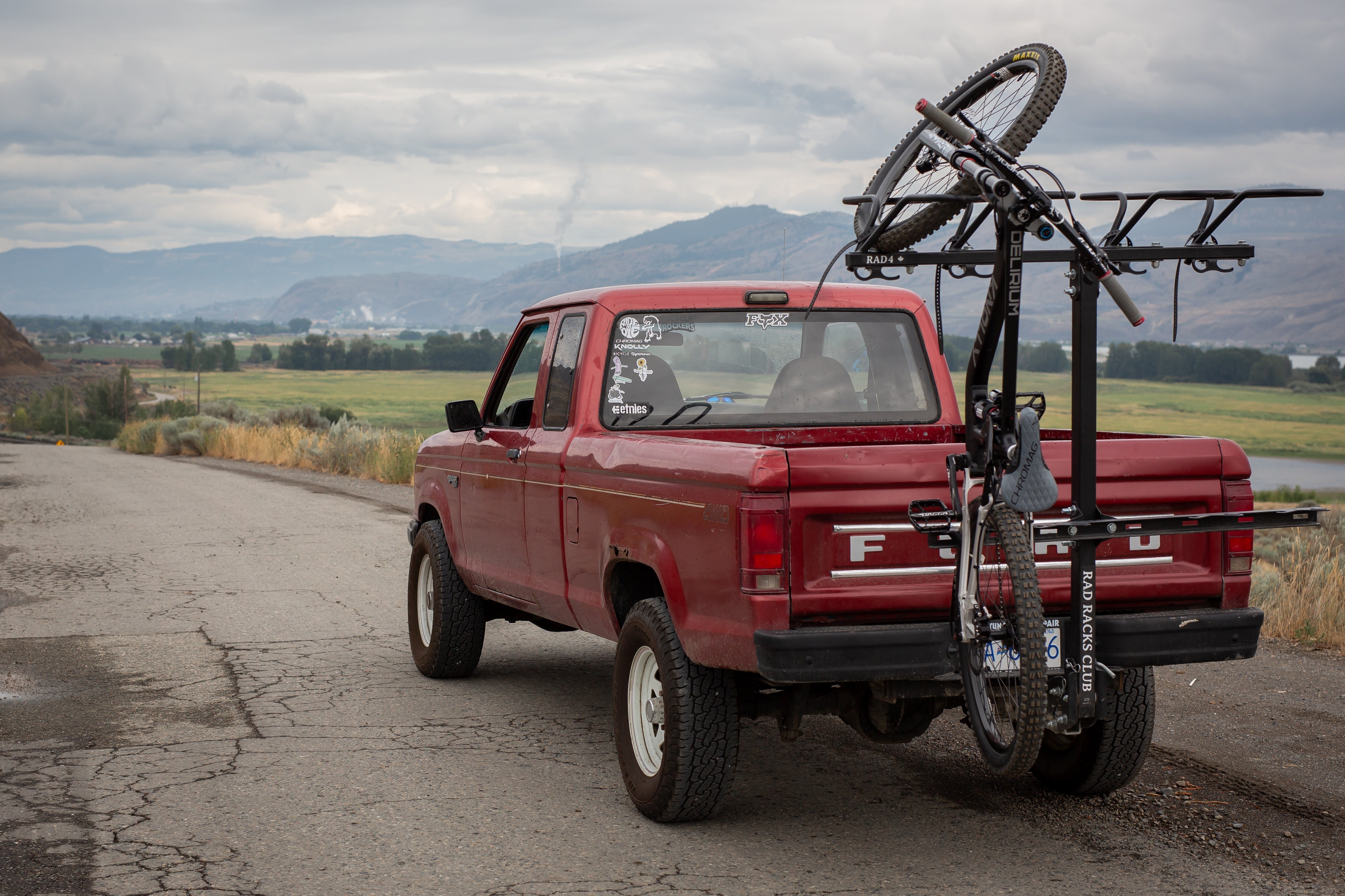 Ano Black Delirium Bike Check: The Ultimate DH Rig – Knolly Bikes